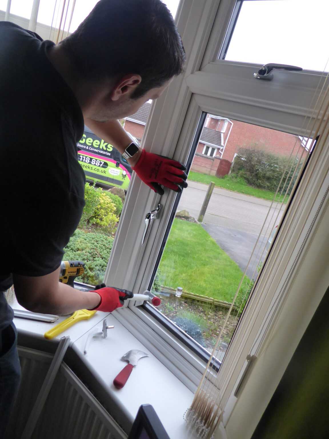 Window Repairs | Double Glazing, UPVC & Aluminium | Window Geeks